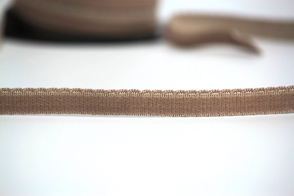 Bico Muriti 10 - Chocolate - Indusfios Distribuidora de Aviamentos